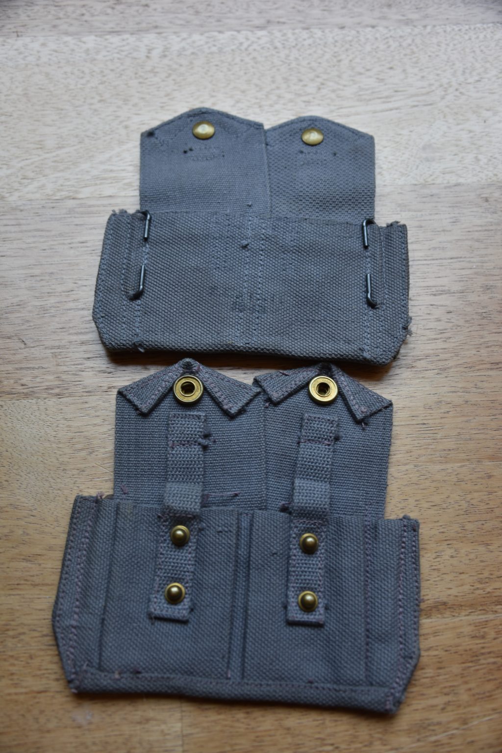 WW2 RAF WEBBING ammunition pouches. – German Holsters